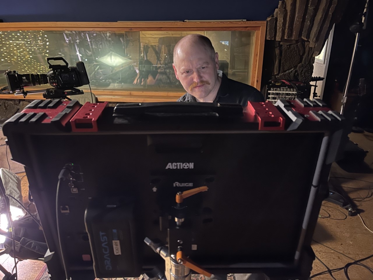 Armor No.1 monitor live application to the Icelandic film and ...